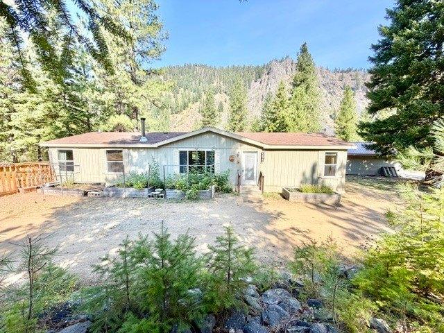37 Big Horn Rd, Superior, MT 59872