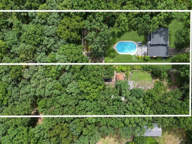 37 Butterfly Rd, Jackson, NJ 08527