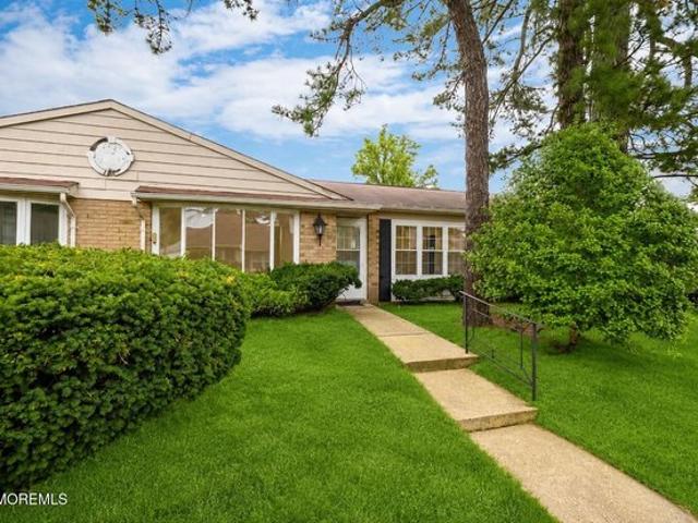 37 Cambridge Cir Unit B, Manchester, NJ 08759