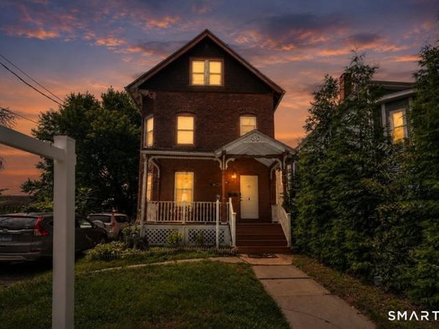 37 Capen St, Hartford, CT 06120