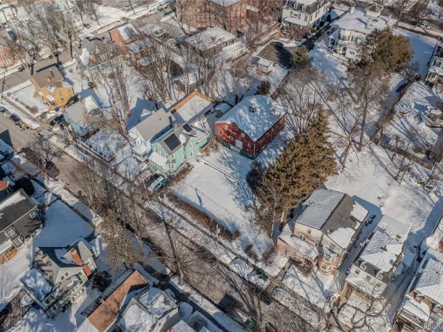 37 Carroll Street