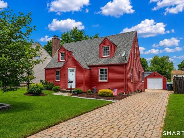 37 Chamberlain Rd, Wethersfield, CT 06109