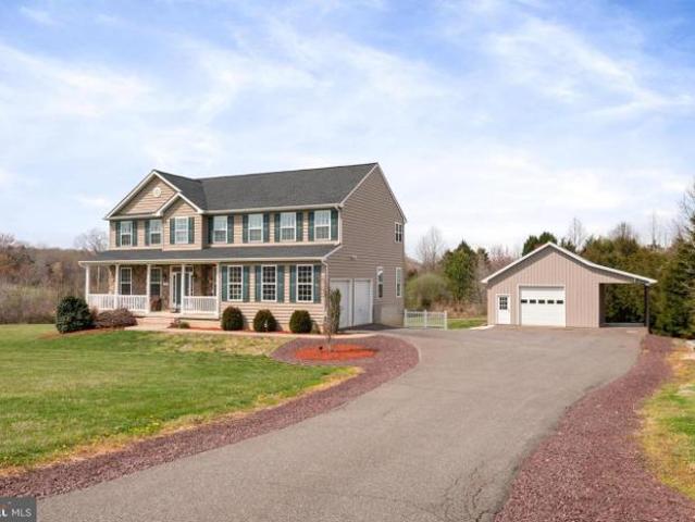 37 Chriswood Ln, Stafford, VA 22556