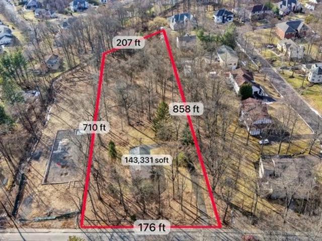 37 College Rd, Monsey, NY 10952