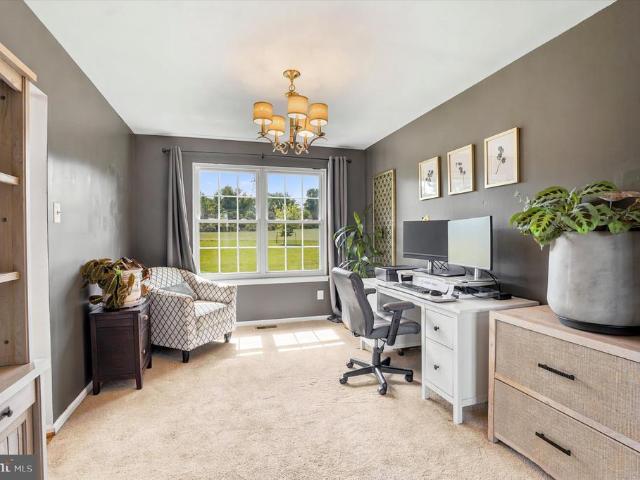 37 Copperleaf Drive