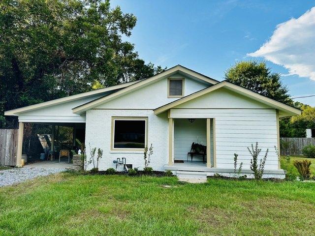 37 Corinth Rd, Petal, MS 39465