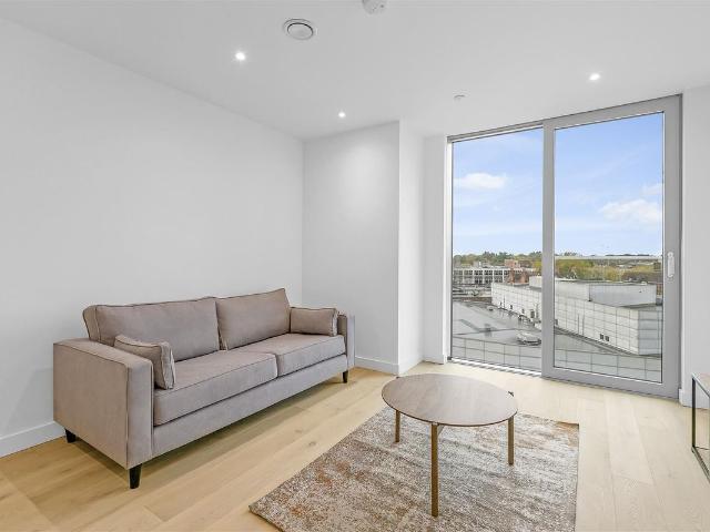 37 Clarendon Road, Watford WD17, Studio to rent, £1,473 pcm | PrimeLocation