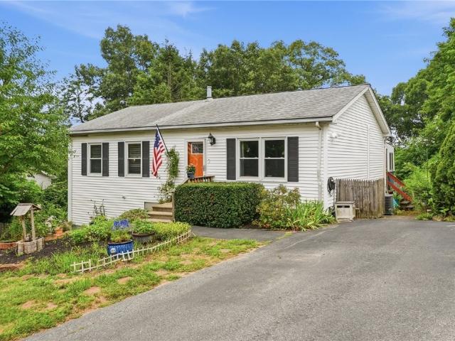 37 Crestwood Drive