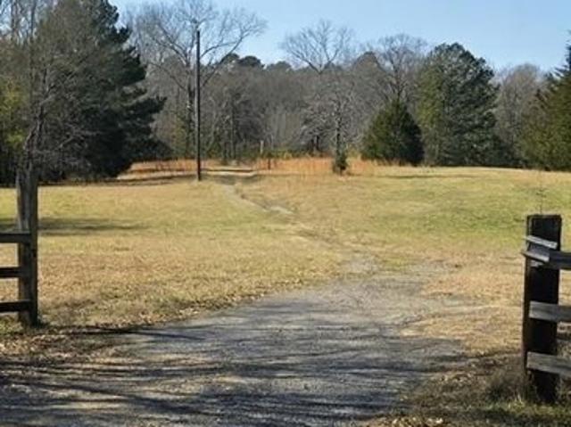 37 Davis Loop, Kingston, GA 30145