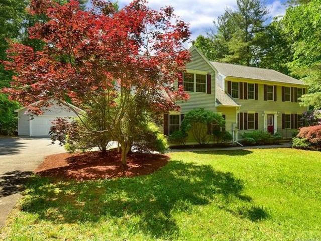 37 Donna Mae Ln, Tolland, CT 06084
