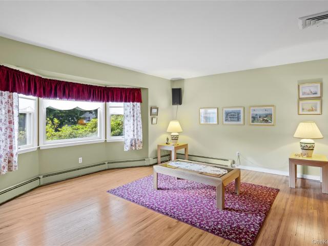 37 Dogwood Hollow Lane