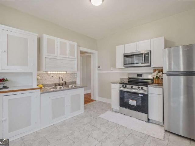 37 Dogwood Street NE