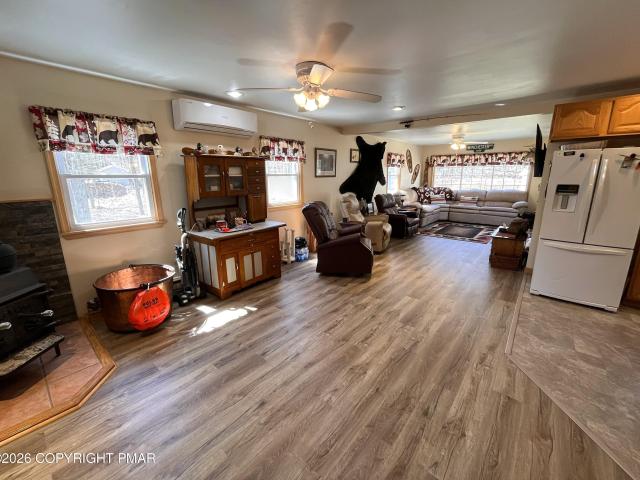 37 E Fawn Grove Road