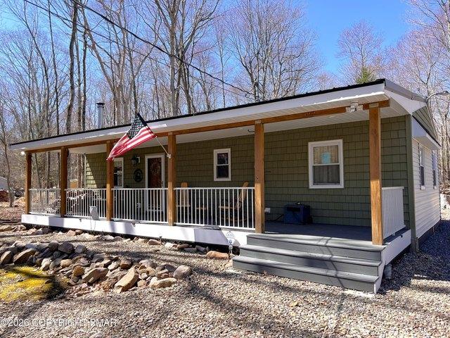 37 E Fawn Grove Rd, Albrightsville, PA 18210