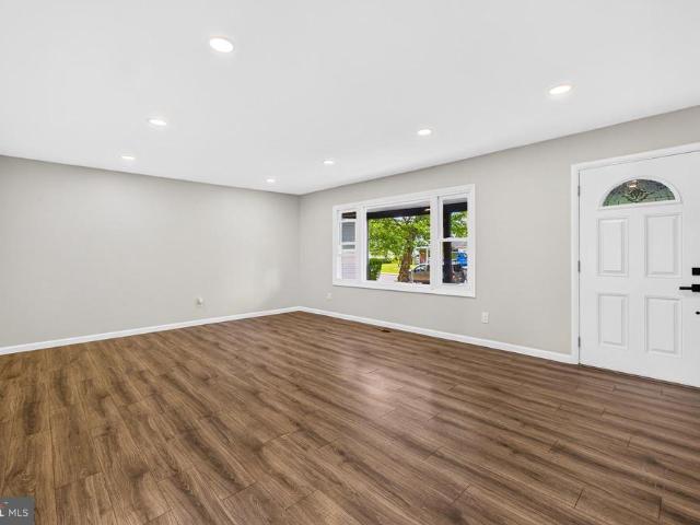 37 Elsin Lane
