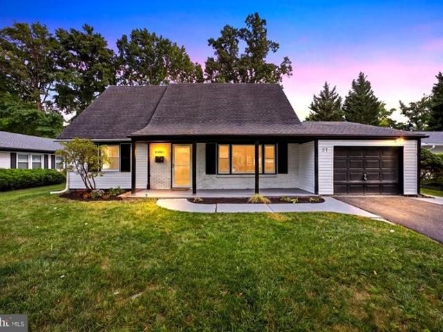 37 Elsin Ln, Willingboro, NJ 08046