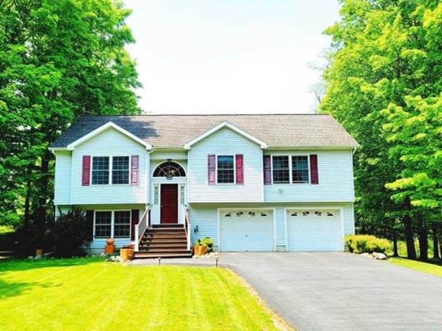 37 Emans Rd, La Grange, NY 12540