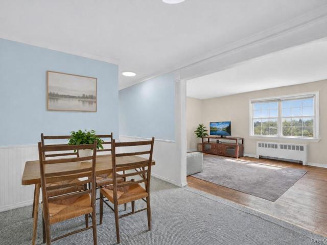37 Fieldstone Drive E4