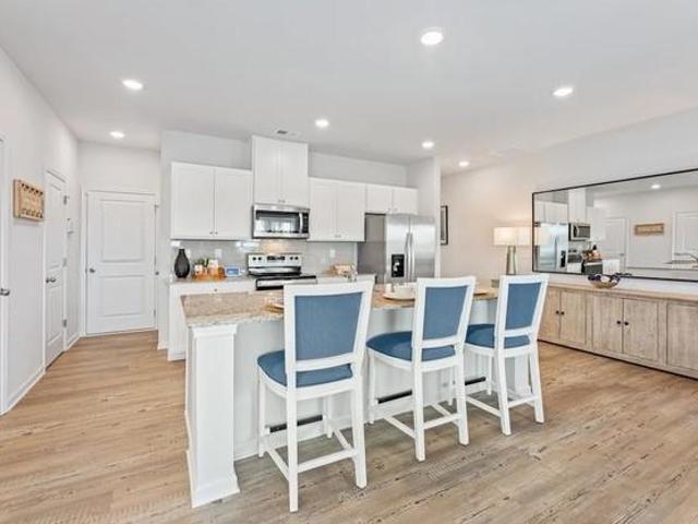 37 founders drive