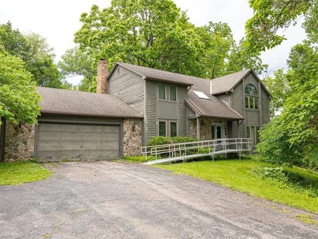 37 Freshfield Rise, Fairport, NY 14450