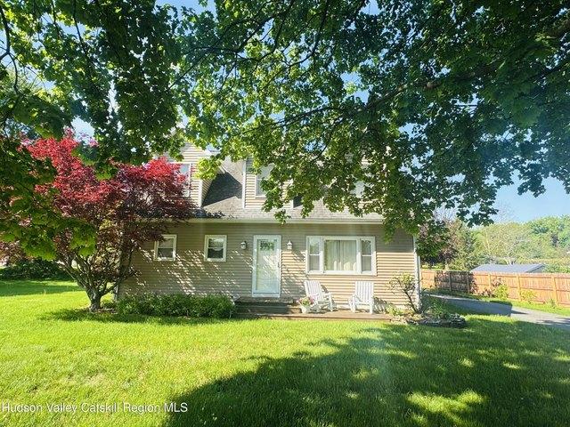 37 Garage Place Rd, Ghent, NY 12075