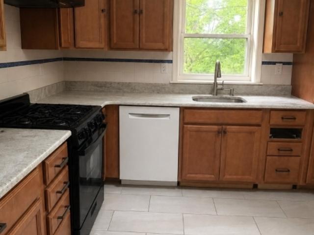 37 Goltra Dr