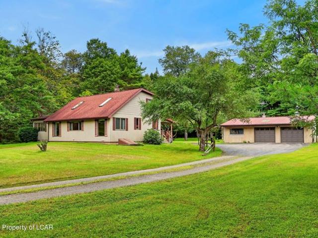 37 Green Valley Rd, Sweet Valley, PA 18656