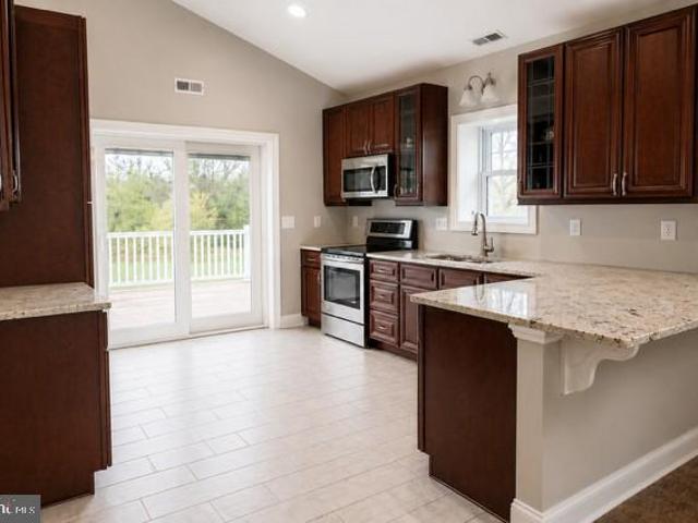 37 Greenbriar Road
