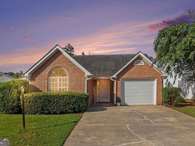 37 Greentree Dr, Newnan, GA 30265