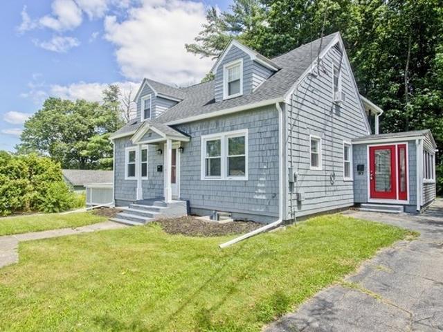 37 Helen St, Chicopee, MA 01020
