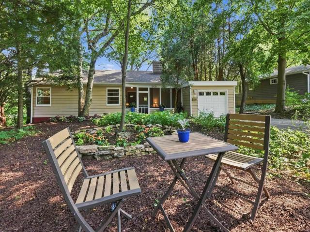 37 Hiawatha Circle