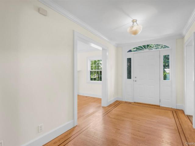 37 Highwood Avenue