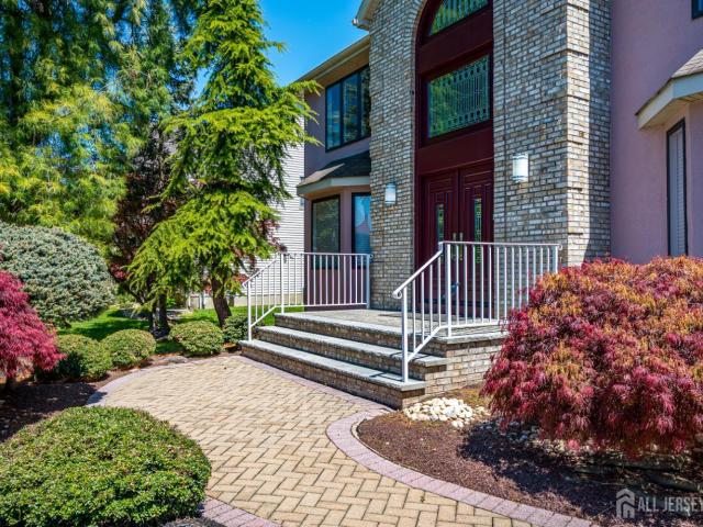 37 Jernee Drive