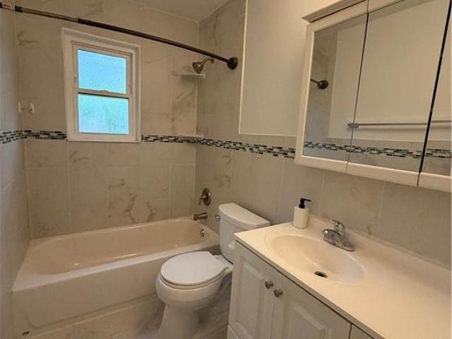 37 Judson Street 10A