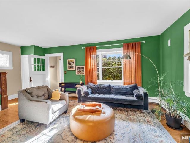 37 Kensington Avenue