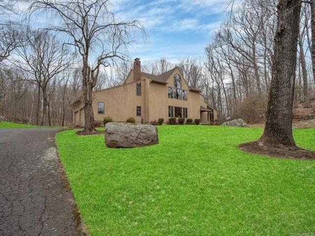 37 Ketcham Rd, Ridgefield, CT 06877