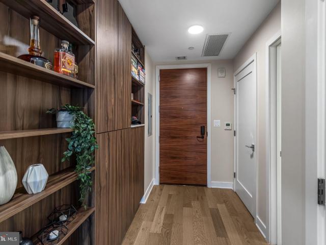 37 L St SE, Unit 803, Washington, DC 20003 | MLS #DCDC2243