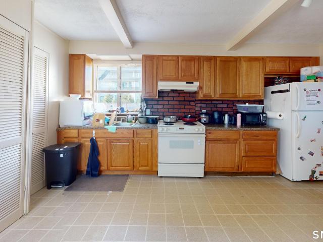 37 Landin St, Unit A, Woodbridge, CT 06525 | MLS #24162 | Compass