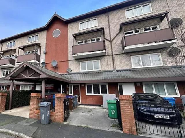 37 Litcham Close, Brunswick, Manchester, M1 7JW, United Kingdom | 3 bed duplex for rent #132523828 | Rentberry