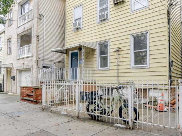 37 Logan Ave # 2