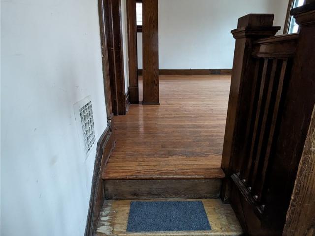 37 Manchester Place # Upper