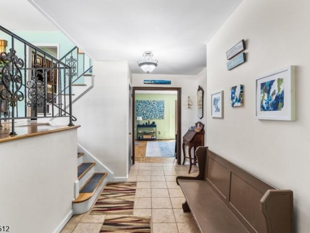 37 Manchester Way