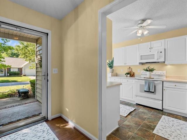 37 Mansfield Circle