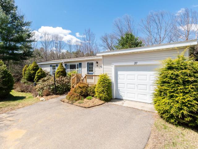 37 Magnolia Ln, Belmont, NH 03220 | MLS #5086 | Compass