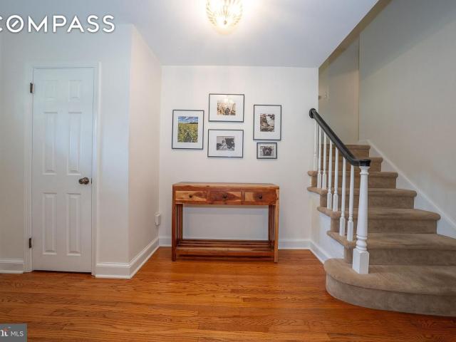 37 Meadows Ln, Haverford, PA