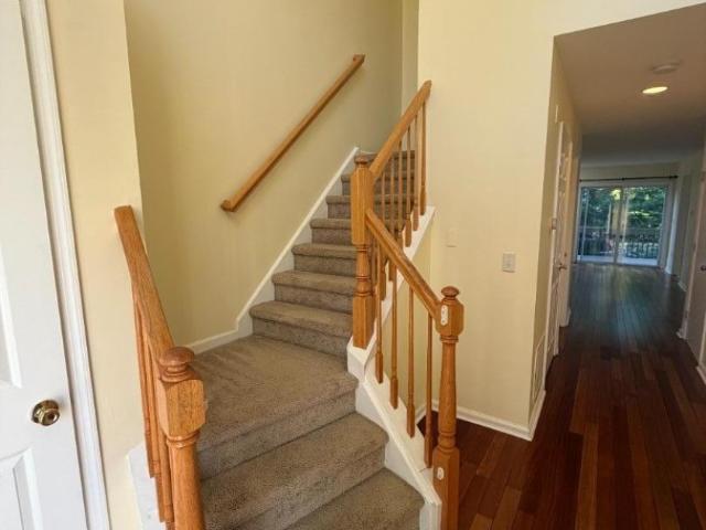 37 Mindy Dr