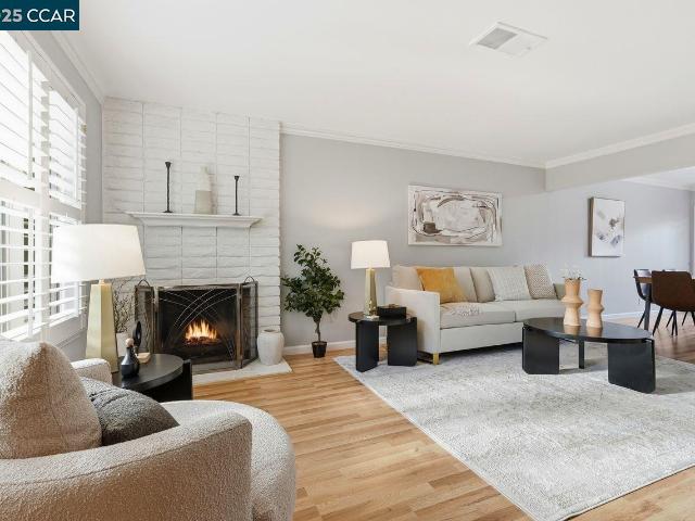 37 Miramonte Dr
