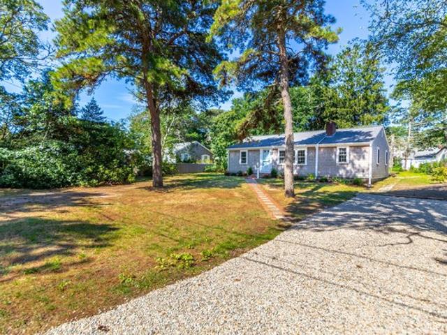 37 Naushon Rd, Dennis Port, MA 02639