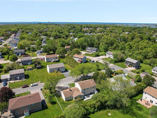 37 Newport Lane