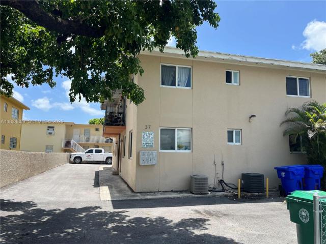 37 NW 19th Ave, Miami, FL 33125 | MLS #A11824 | Compass